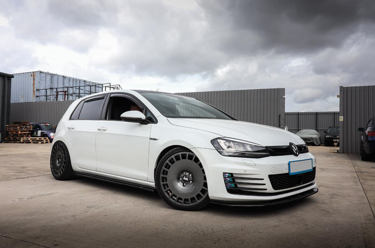 BC RACING | REAL SOURCE